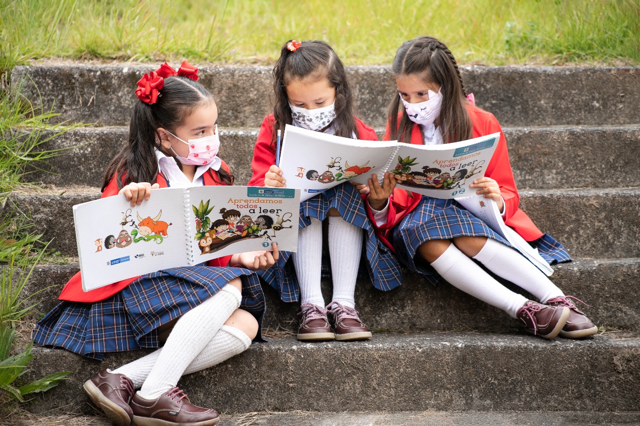 Programa Aprendamos Todos A Leer Gana Premio Mundial De Educación